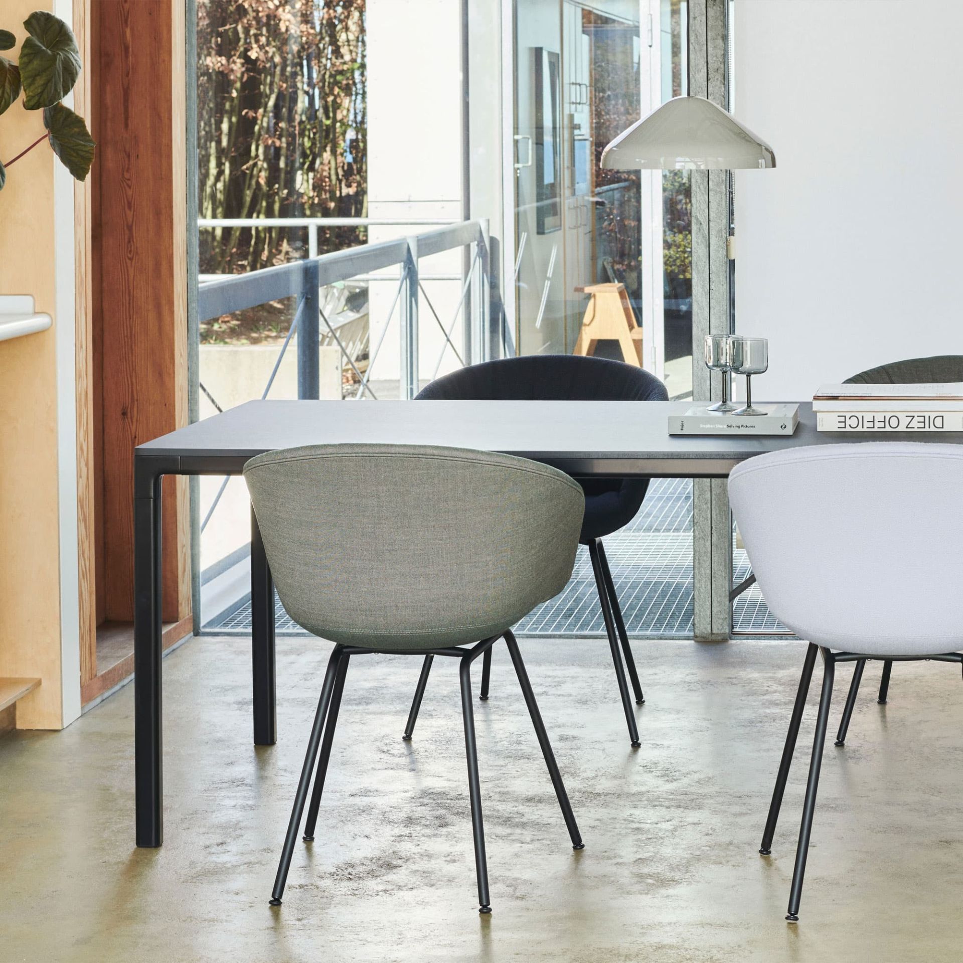 T12 Tisch von HAY | minimum